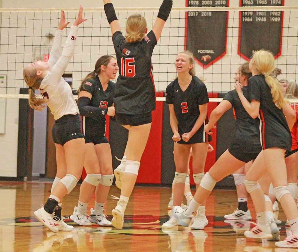 Spring Grove girls take state ranking into 2022 season