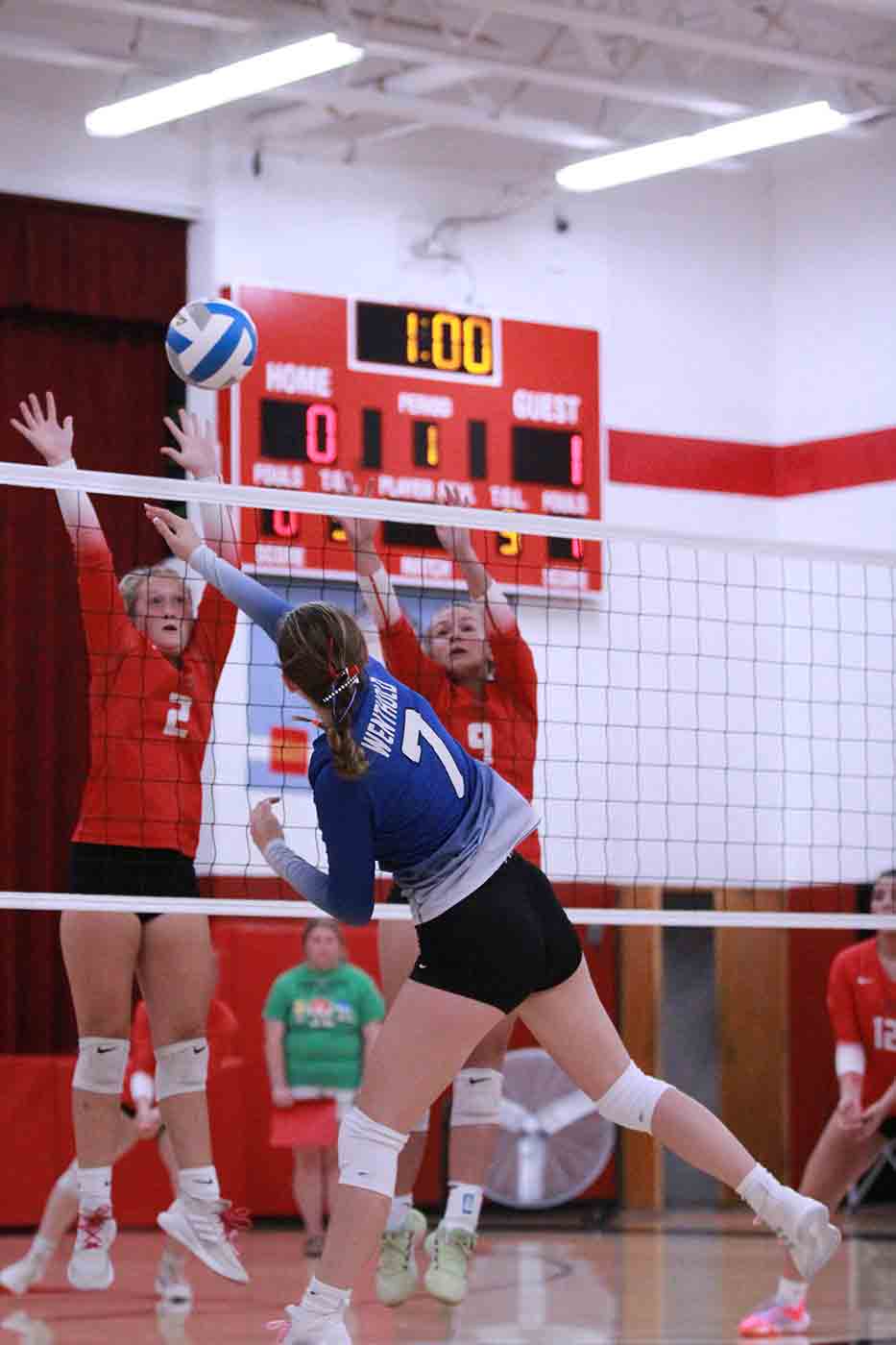 Volleyball: Bump-Set-Spike Roundabout