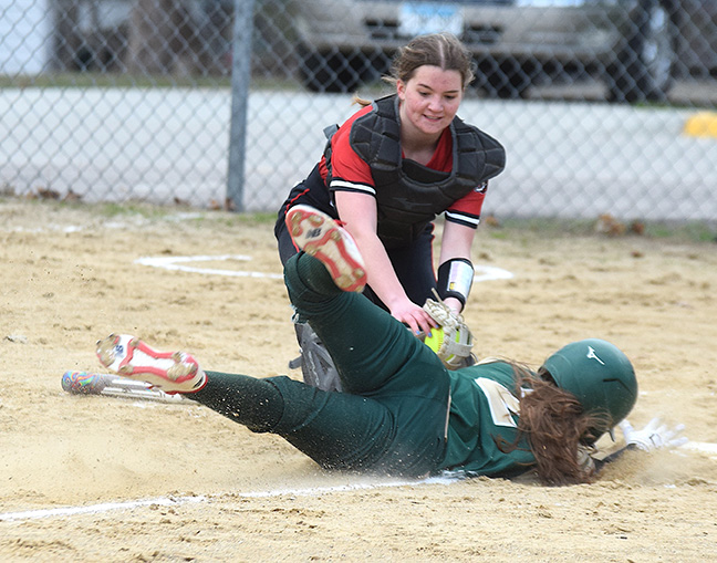 Softball: Warriors Post Five Win Week